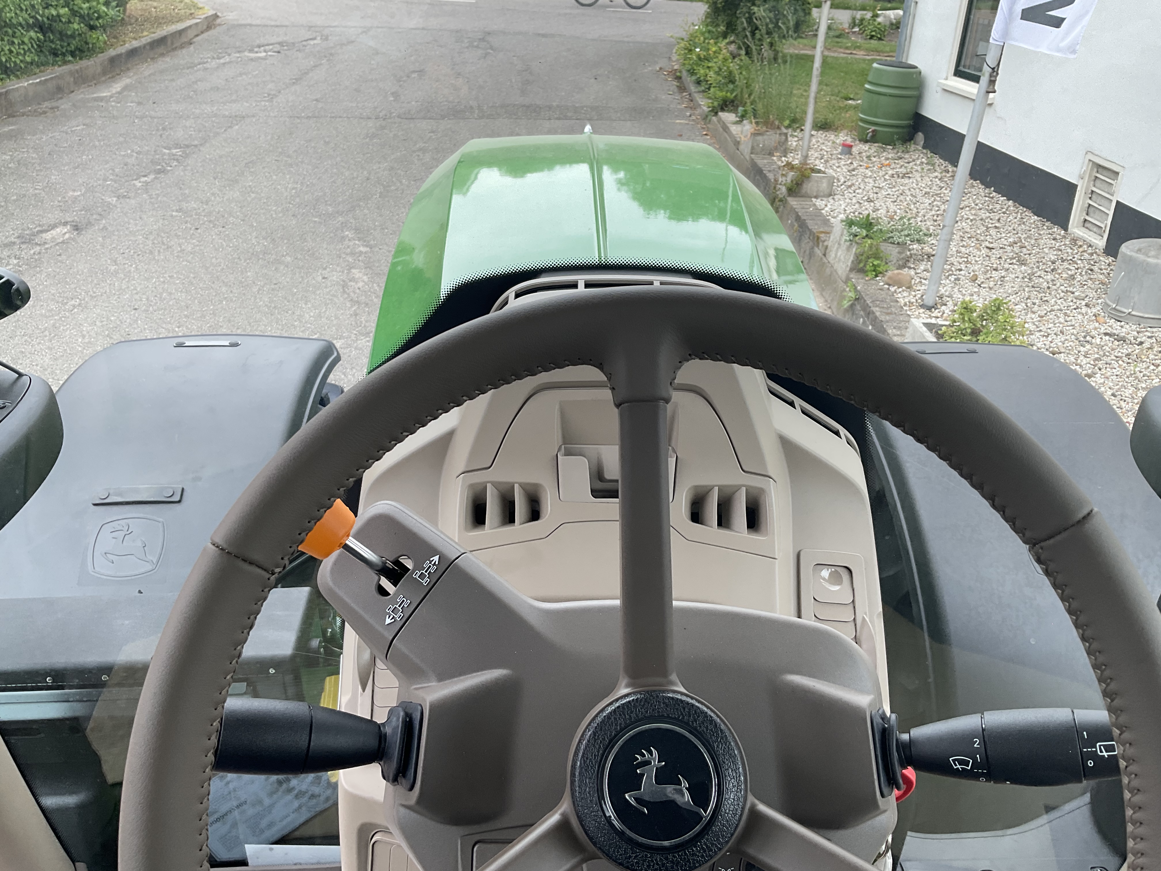 John Deere Tractor 6R 185 TRA (BV) #28463 - Kraakman