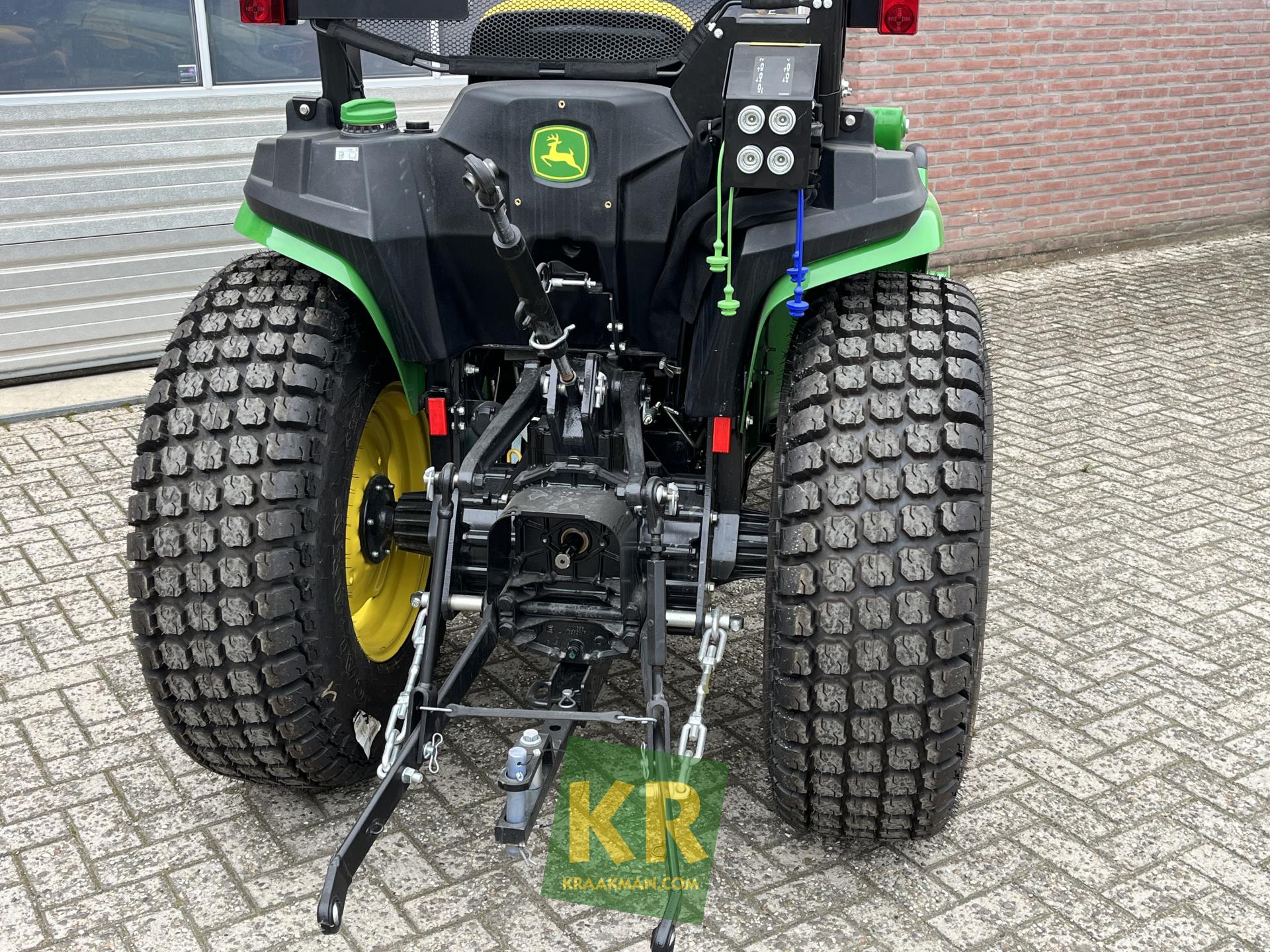 John Deere Tractoren 3038E (MG) #27661 - Kraakman