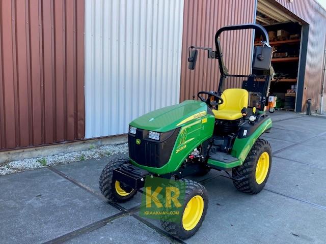 John Deere Tractor, compact 2026R (MG) #27933 - Kraakman