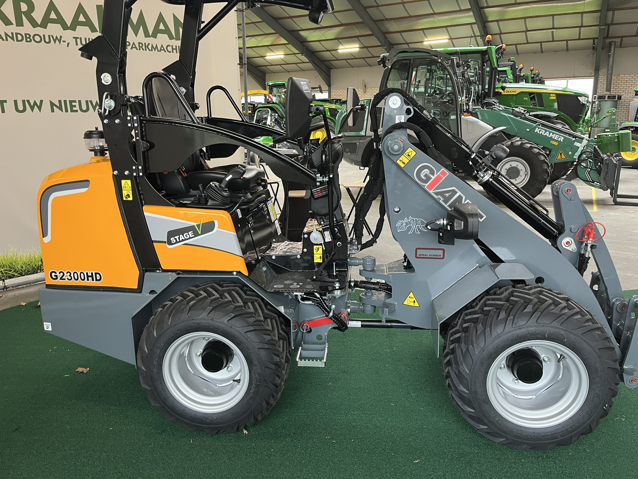 Giant Kniklader / Minishovel G2300 (HA) #29925 - Kraakman