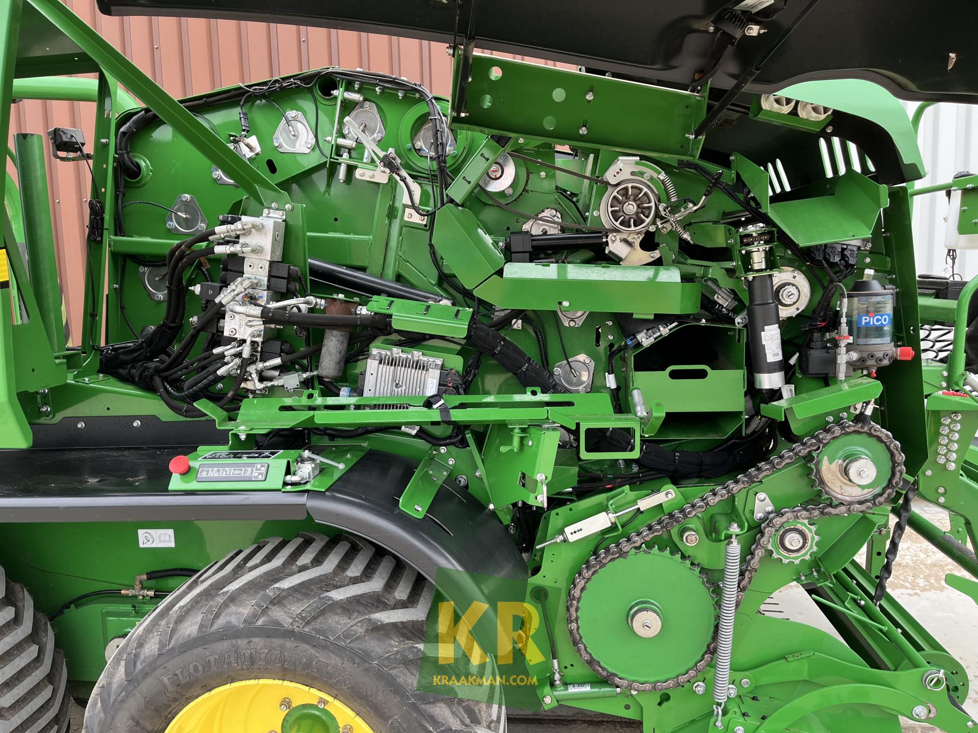 John Deere Pers (ronde balen pers+wikkel) C441R (MG) #30568 - Kraakman