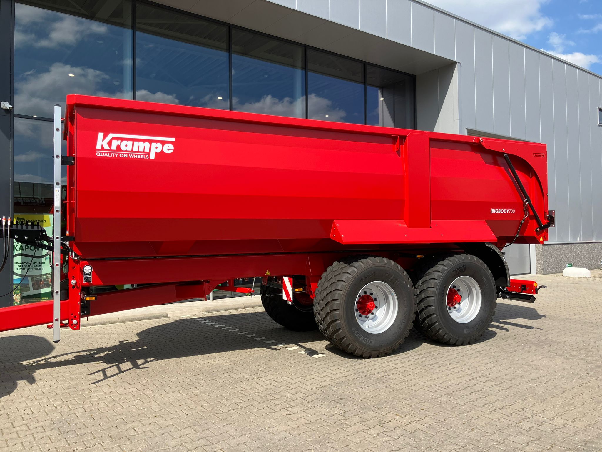 Krampe Landbouwkipper BIG BODY 700 (EL) #30162 - Kraakman