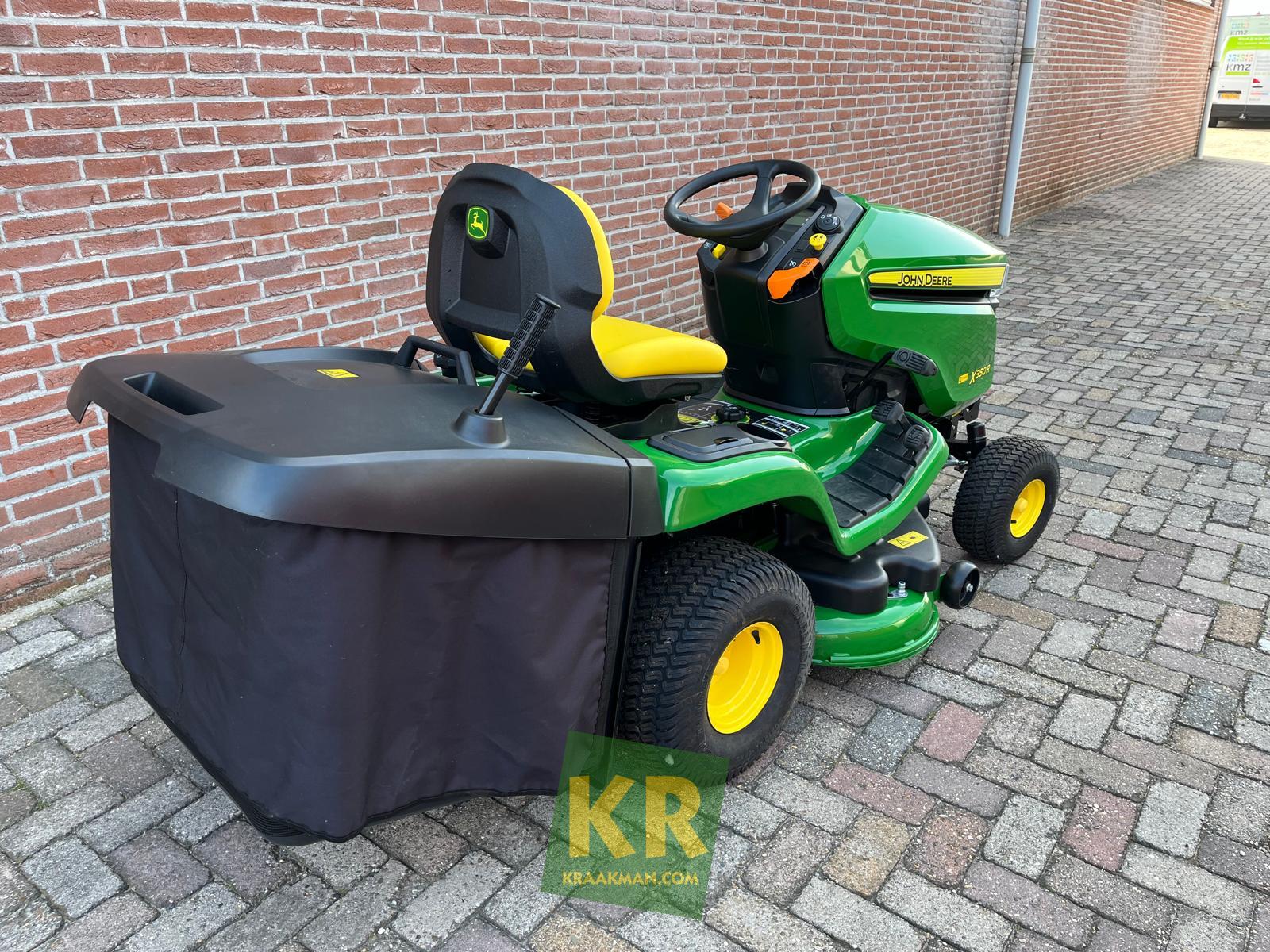 John Deere Zitmaaiers X350R (BS) #30445 - Kraakman