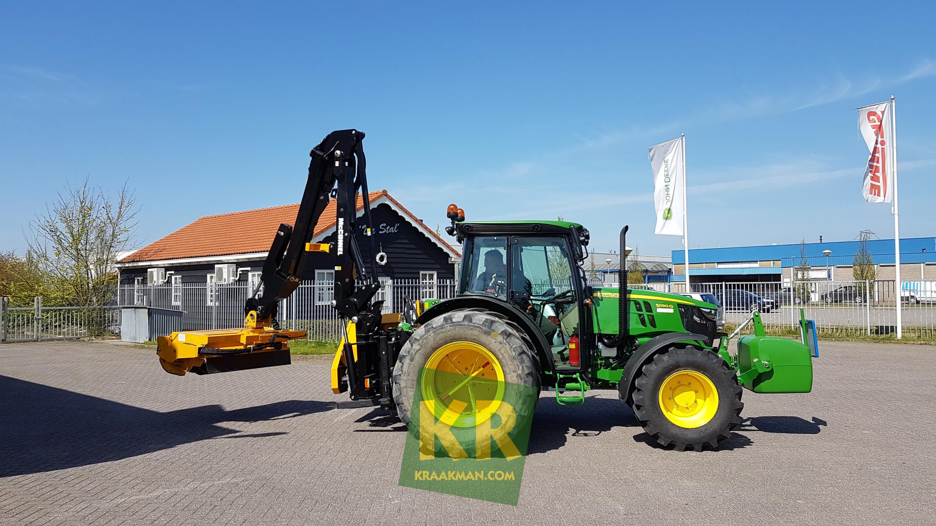 John Deere Tractor, compact 5090G (MD) #1381 - Kraakman