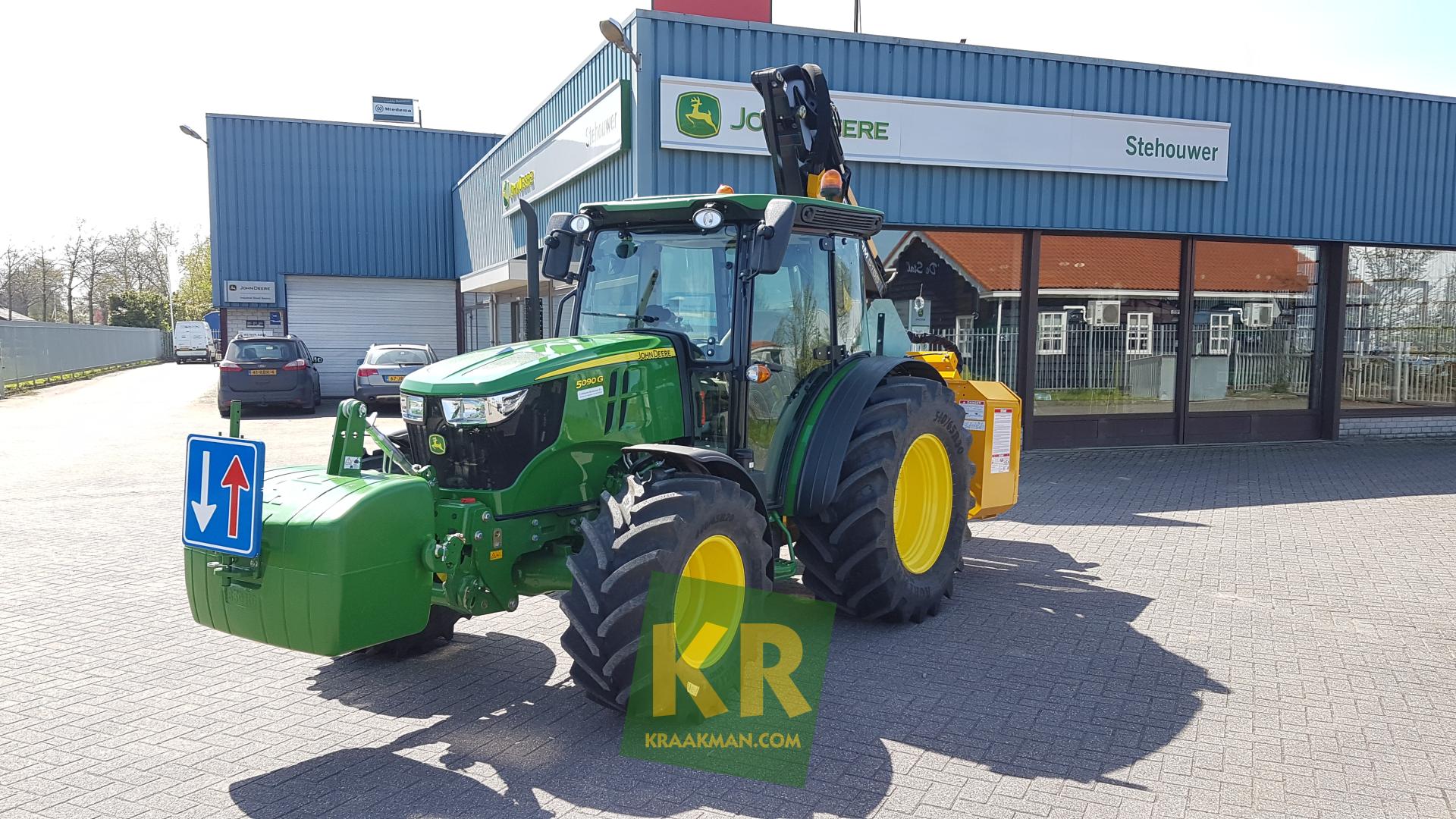 John Deere Tractor, compact 5090G (MD) #1381 - Kraakman