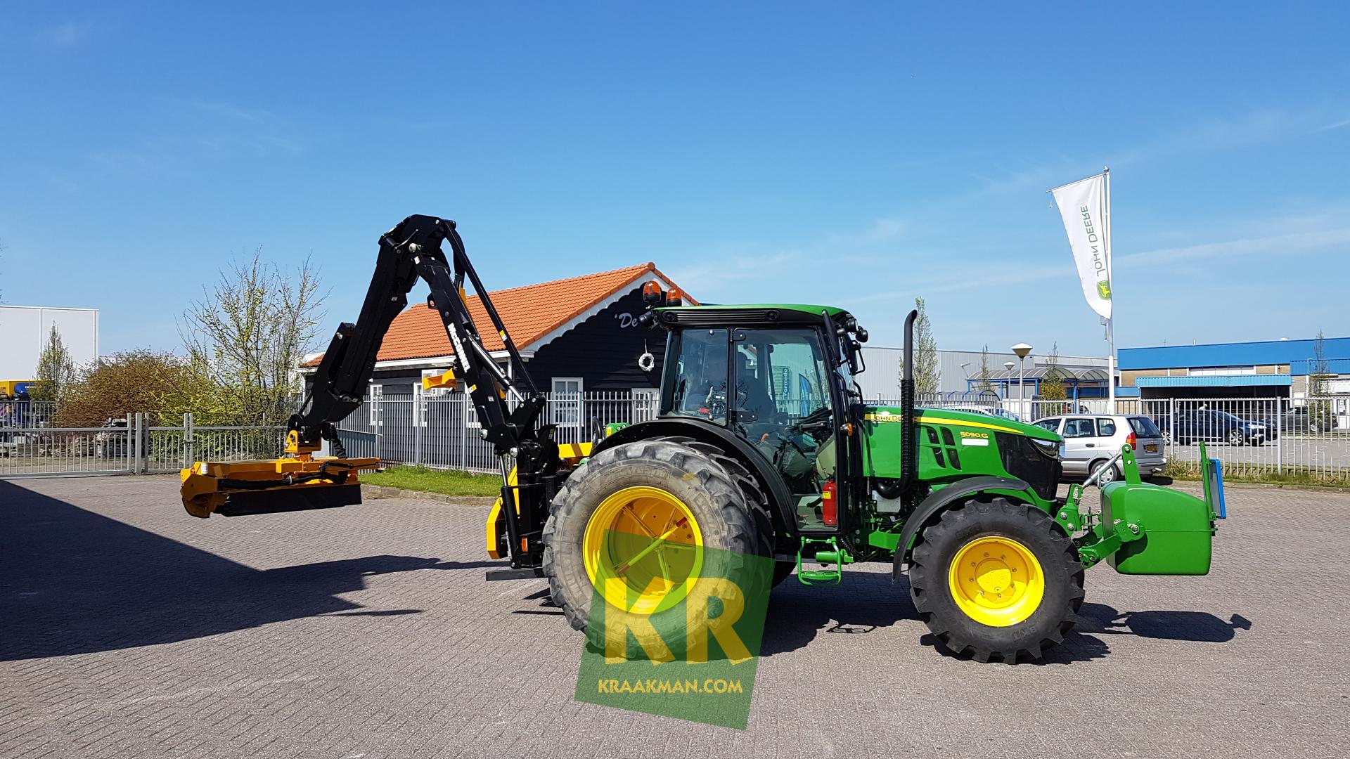 John Deere Tractor, compact 5090G (MD) #1381 - Kraakman
